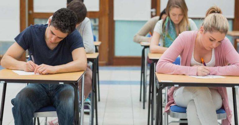 A UK Teacher’s Guide To Choosing Your GCSE Maths Exam Board