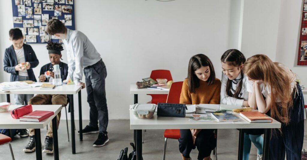 EEF Maths Report Summary: 8 Ways to Close the Attainment Gap